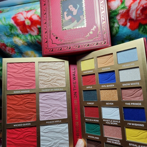 Makeup | Eyeshadow Palette Princess Theme | Poshmark